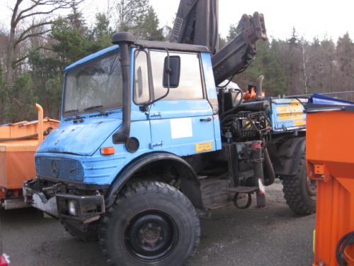 Unimog U417 mit Kran HIAB 100
